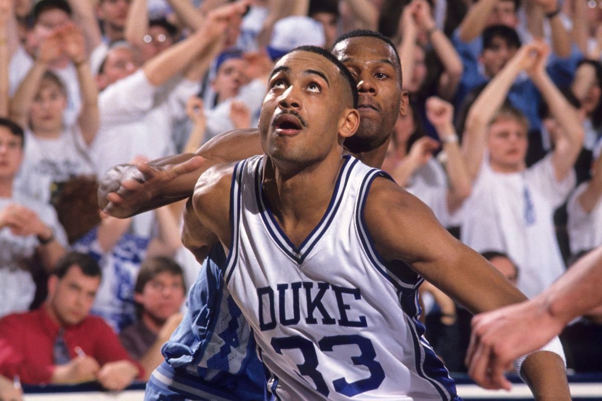 Jon Scheyer, the coach of the Duke Blues, creates history by winning ...