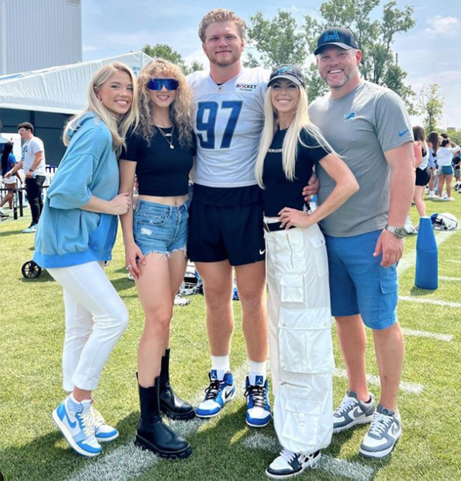 MARRIAGE CEREMONY: Sam LaPorta Gets Married A Lions star weds a ...