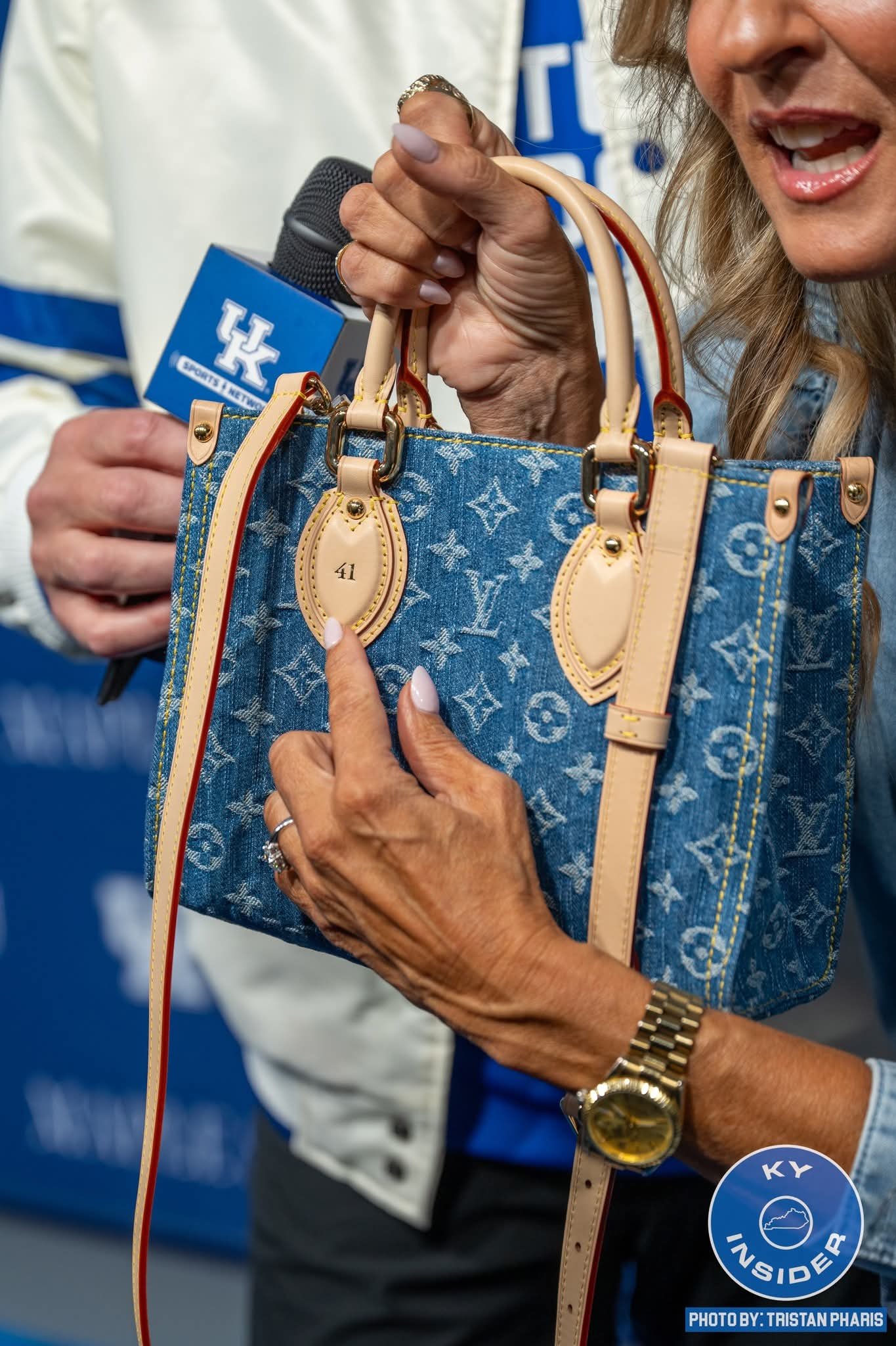 A Touch of Blue: Lee Anne Pope’s Custom Denim Louis Vuitton Purse Turns ...